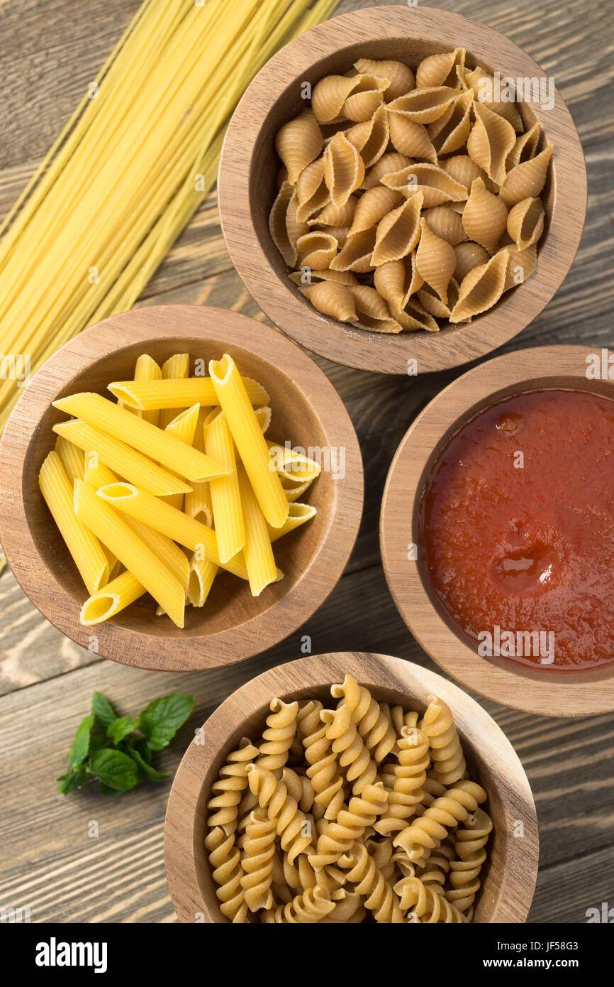 Spahetti sauce hi-res stock photography and images - Alamy