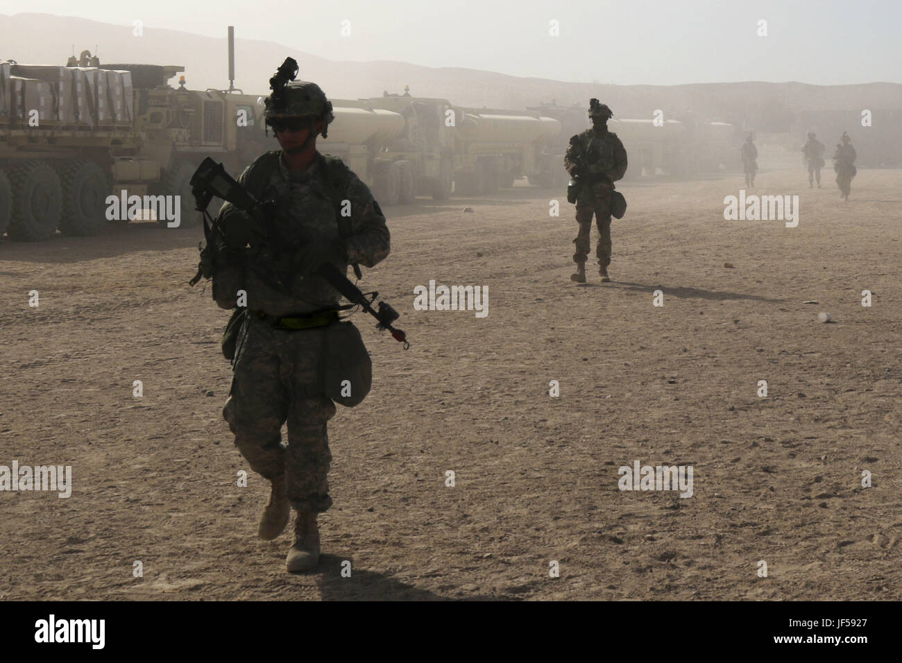 Soldiers with the 155th Armored Brigade Combat Team, Mississippi Army ...