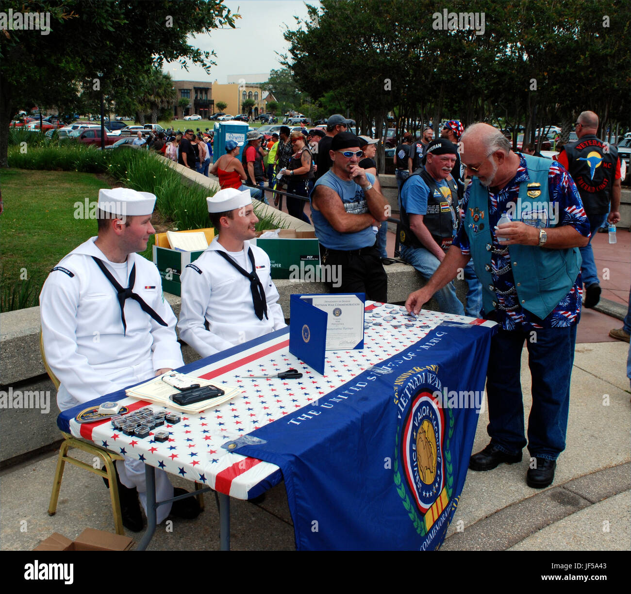 Vietnam wall south pensacola hi-res stock photography and images - Alamy