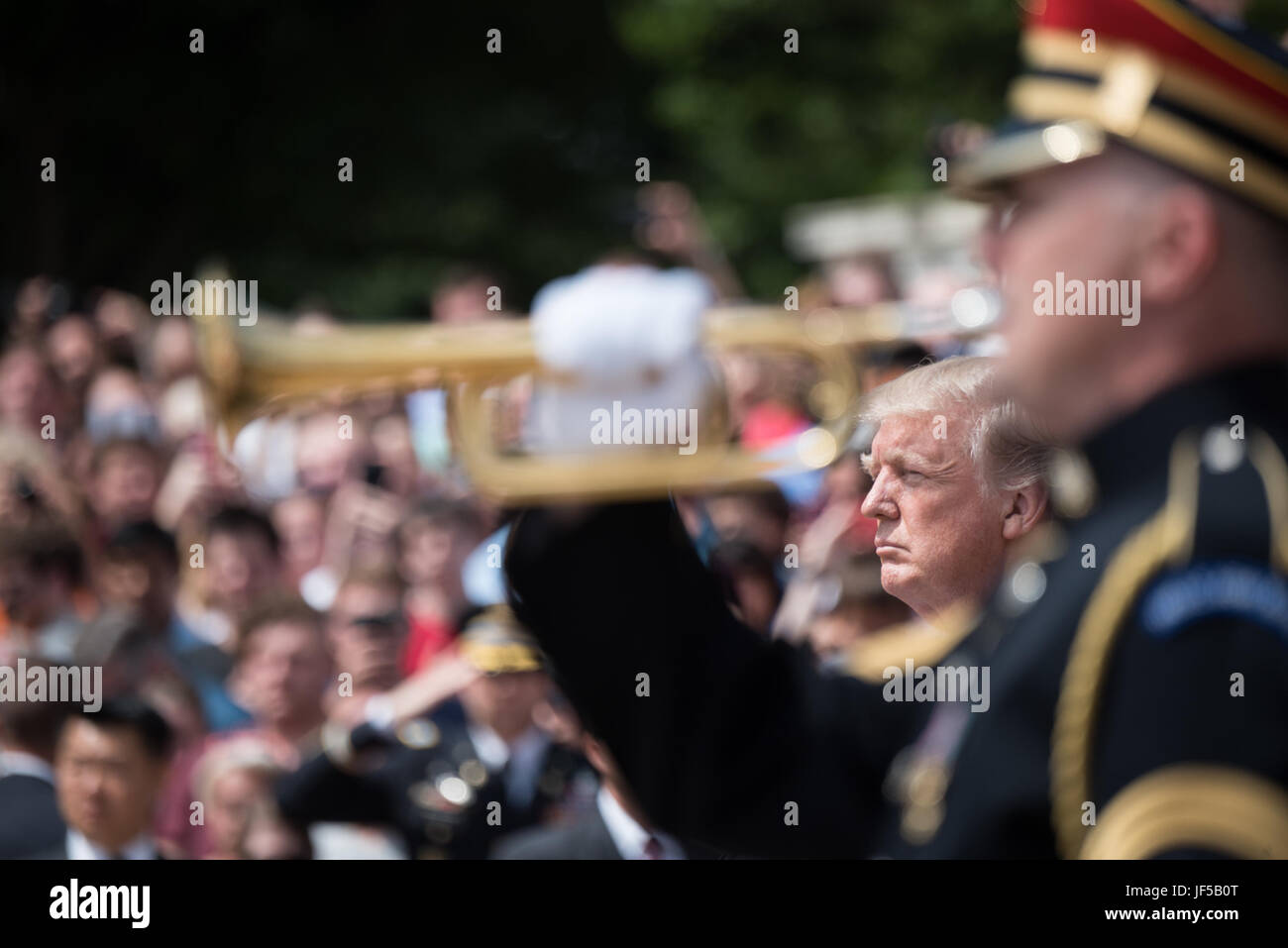U s marine playing taps hi-res stock photography and images - Alamy