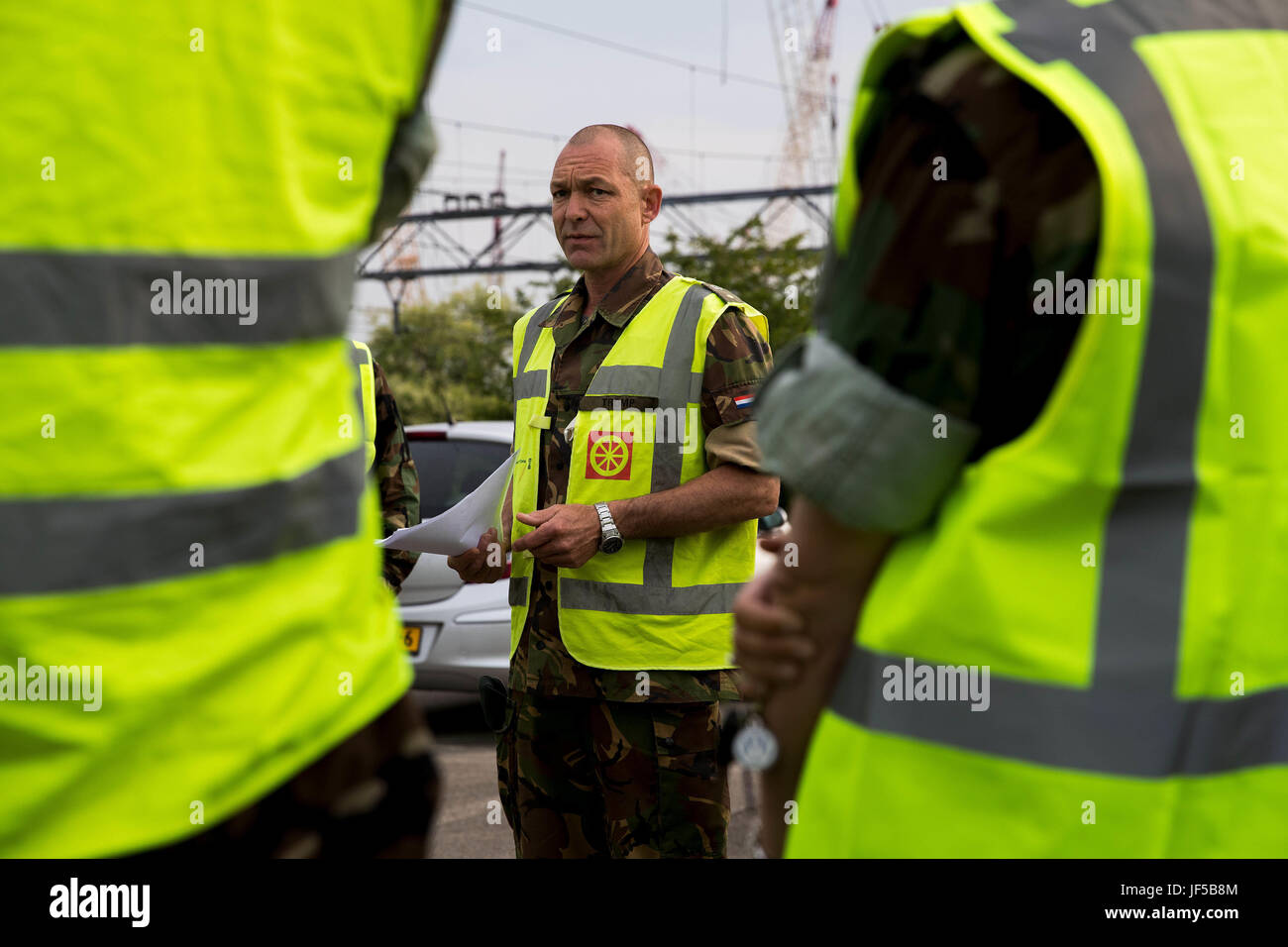 Dutch Marines in cooperation of MOVECON units load their equipment on ...