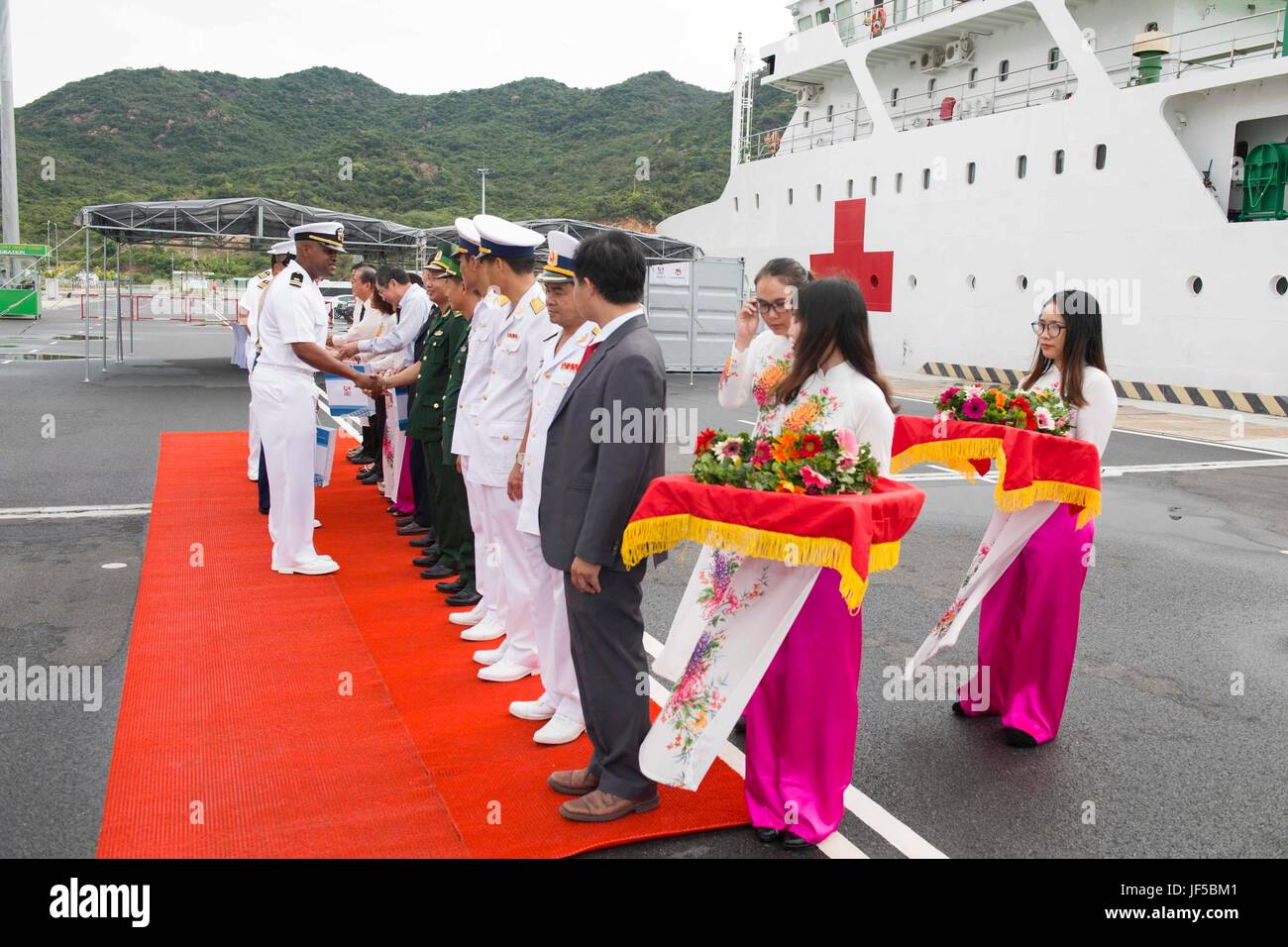 Pacific Partnership 2017 concludes with a departure ceremony in Vietnam ...