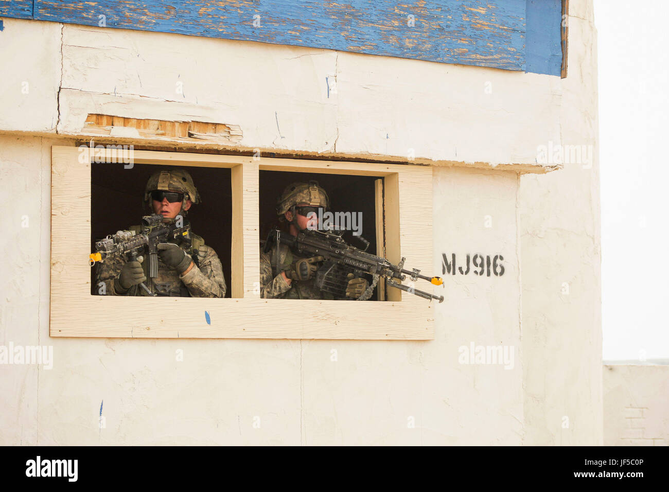 2nd battalion 198th armored regiment hi-res stock photography and ...