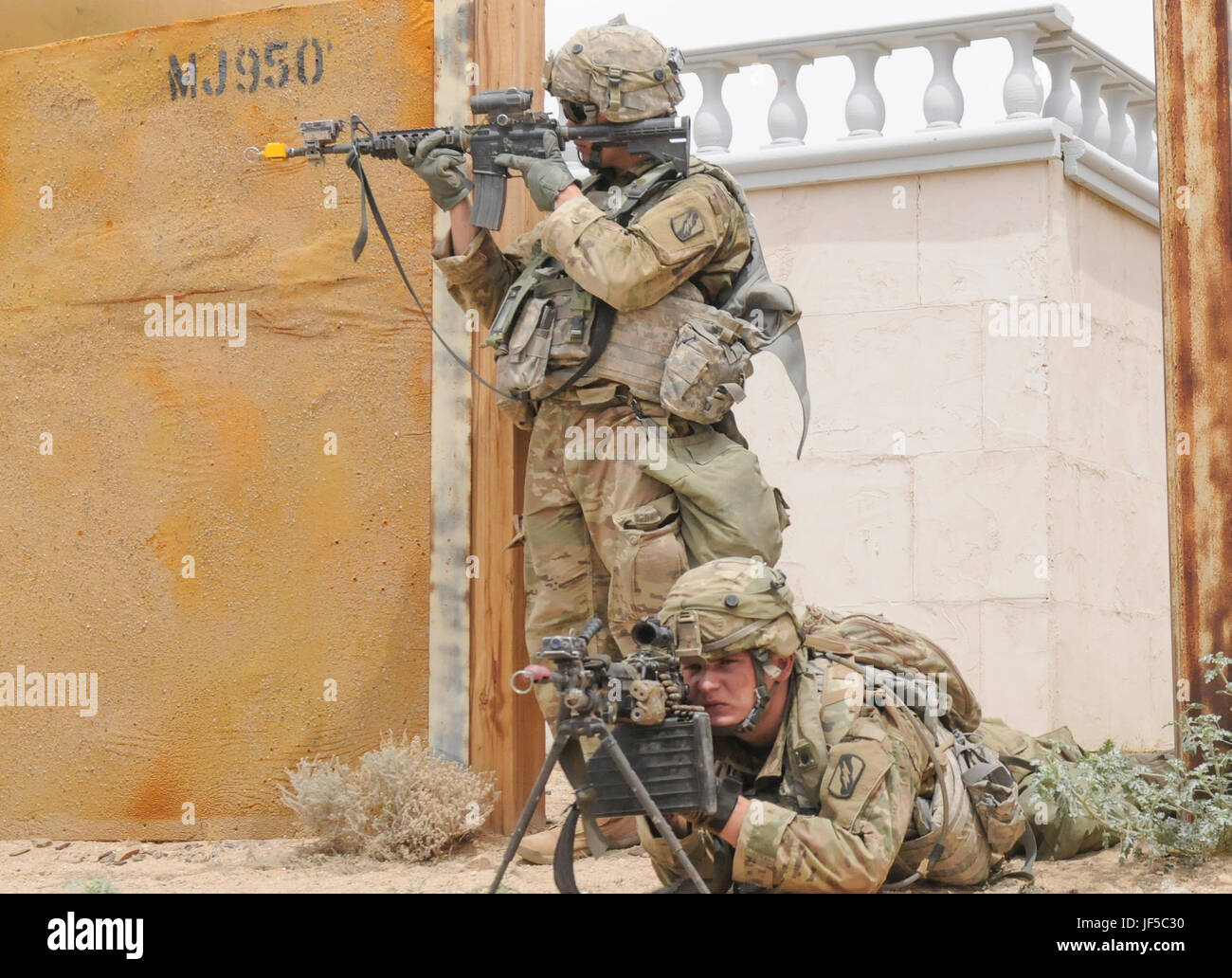 Soldiers of the 155th Armored Brigade Combat Team, Mississippi Army ...