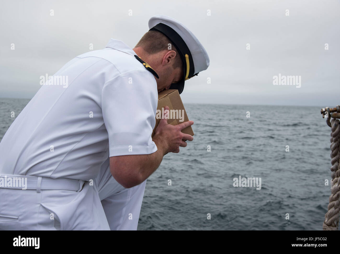Box of ashes hi-res stock photography and images - Alamy