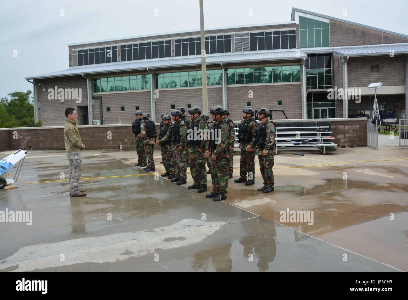 170530-N-TI567-022 STENNIS SPACE CENTER, Miss. -- Students from Class ...