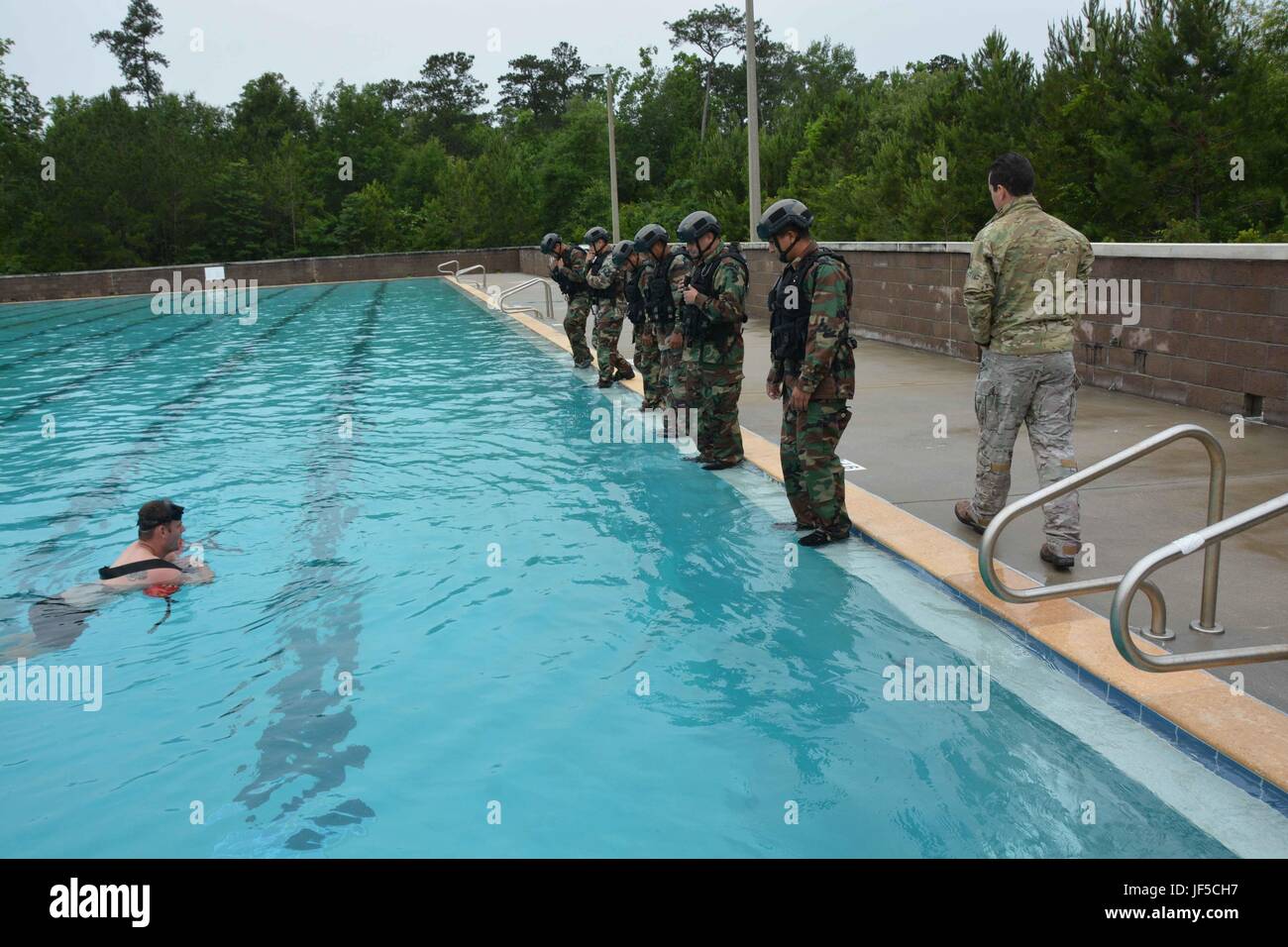 170530-N-TI567-032 STENNIS SPACE CENTER, Miss. -- Students from Class ...