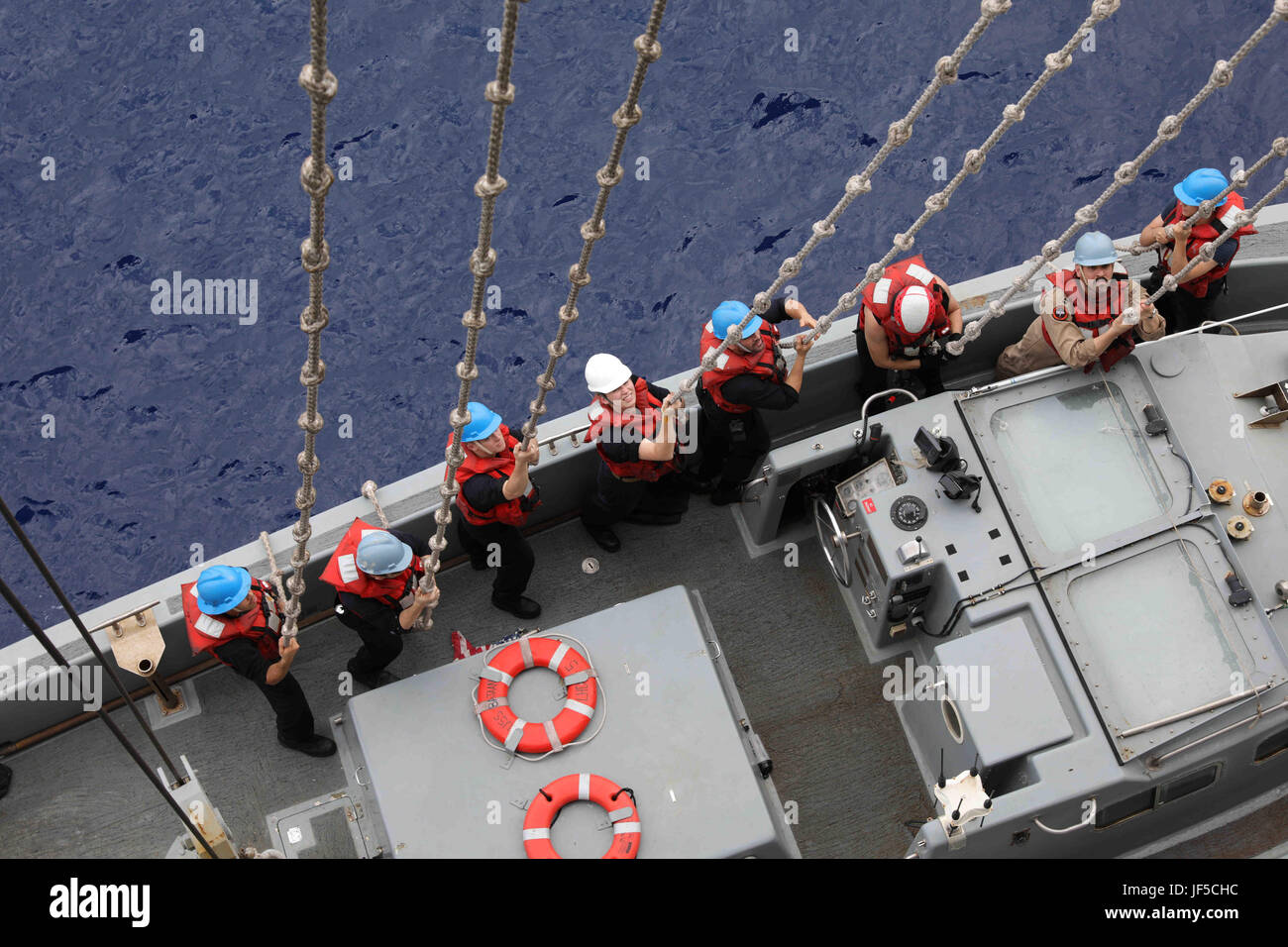 170530-N-UM082-0032 U.S. 5TH FLEET AREA OF OPERATIONS (May 30, 2017 ...