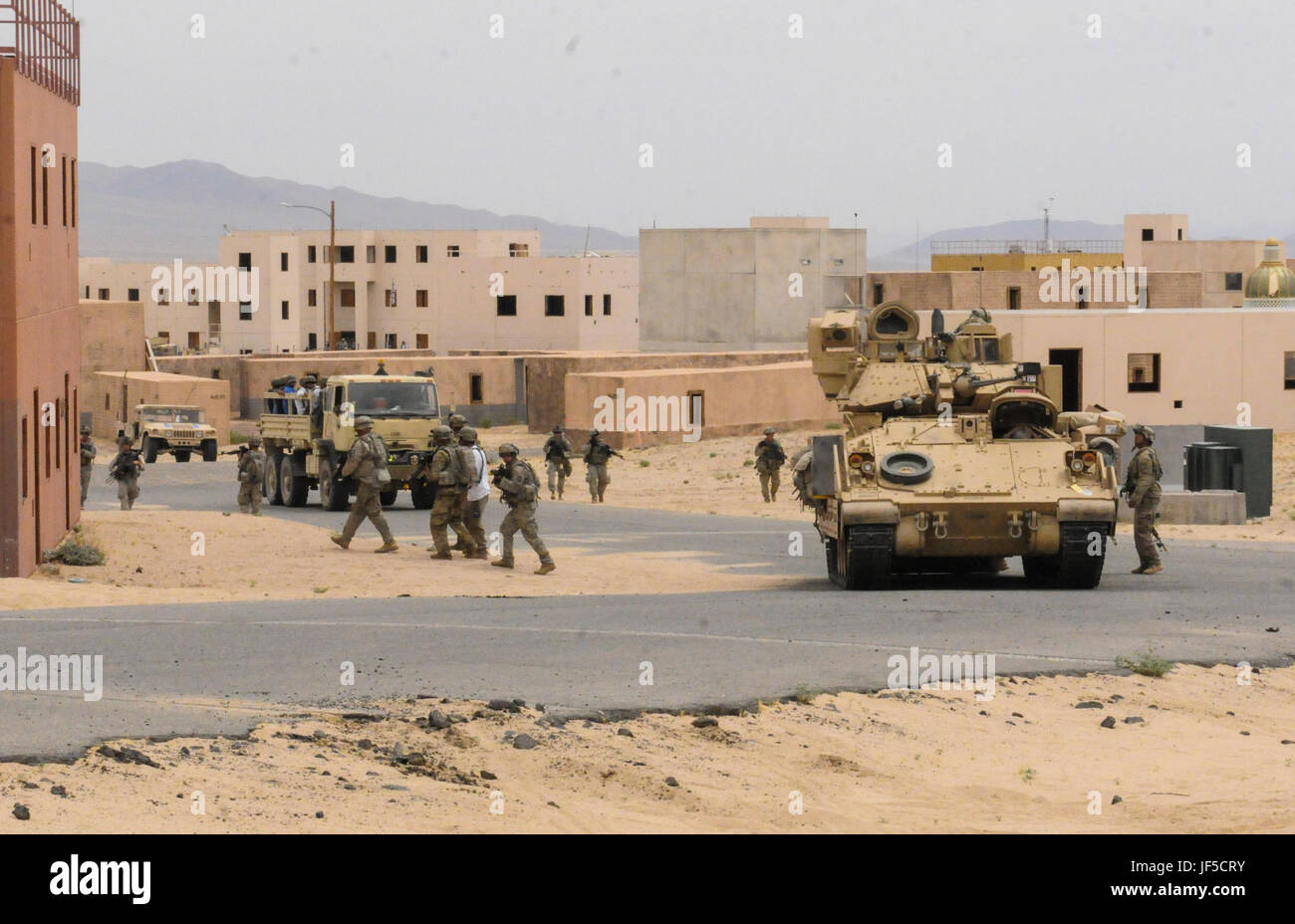 Soldiers of the 155th Armored Brigade Combat Team, Mississippi Army ...