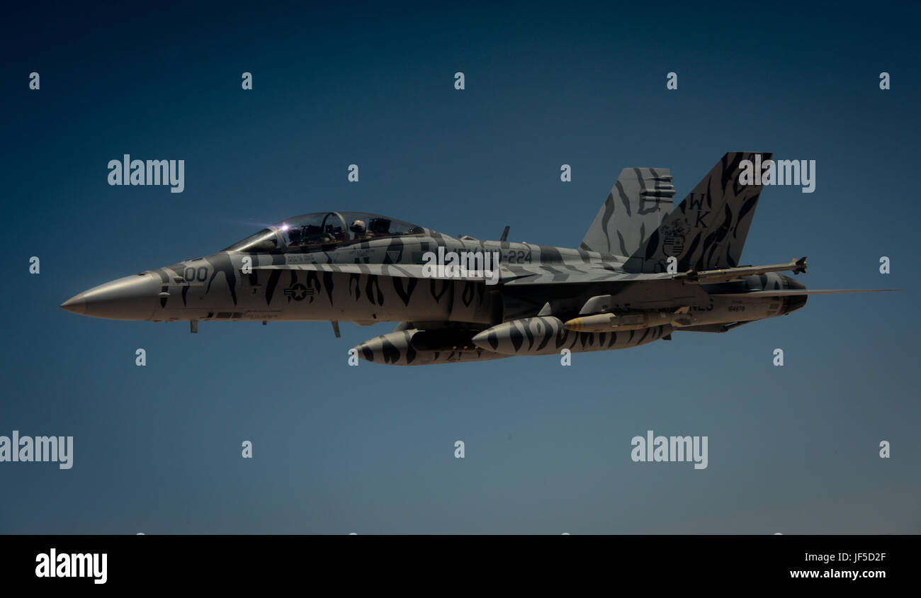 Marine corps 18 super hi-res stock photography and images - Alamy