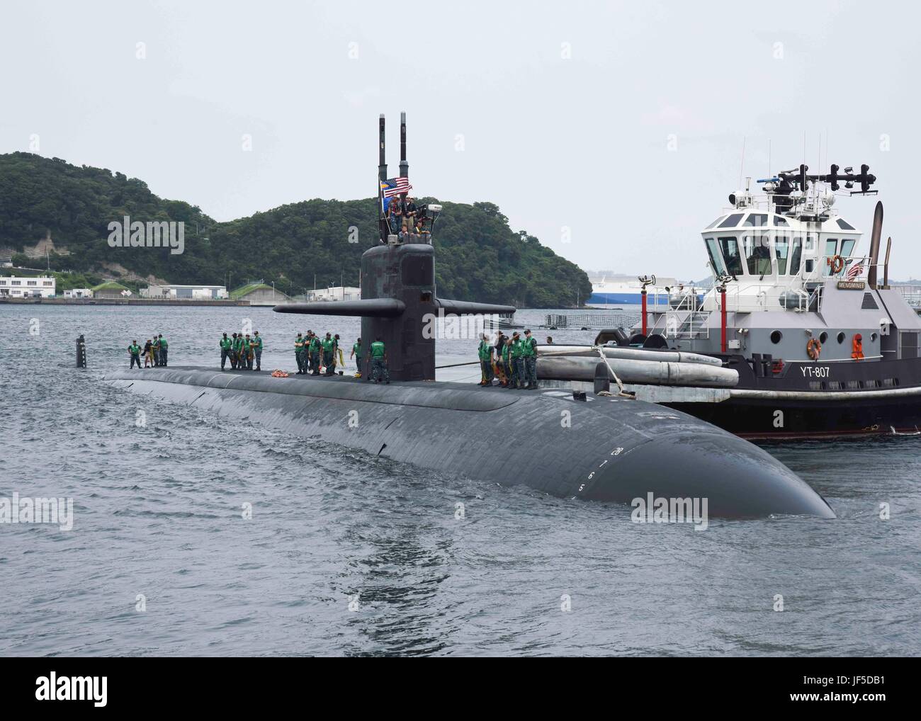 170531-N-ED185-056 YOKOSUKA, Japan (May 31, 2017) The Los Angeles-class ...
