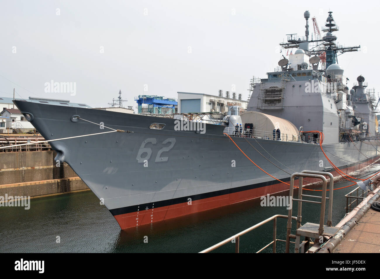 Ticonderoga cruiser dry dock hi-res stock photography and images - Alamy