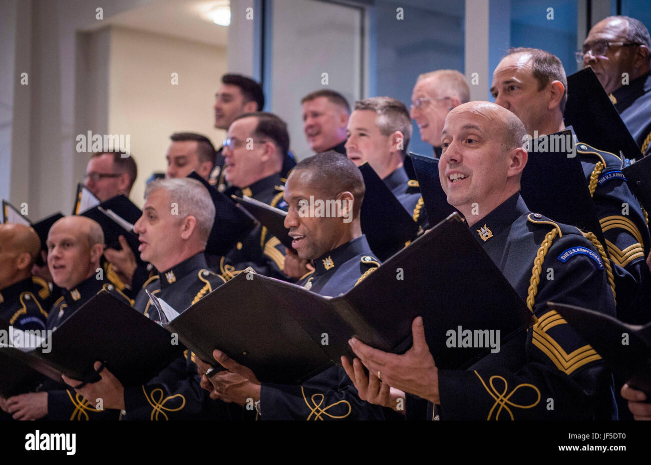 Members of the U.S. Army Chorus sing during a formal dinner at the ...
