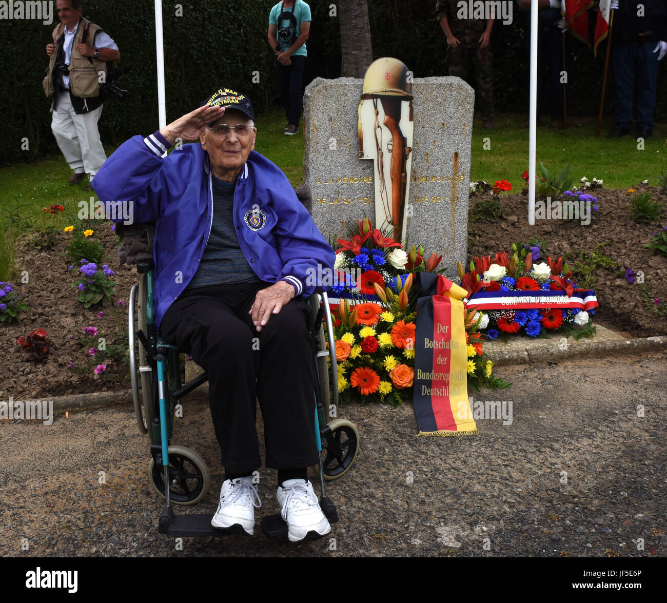 Milton Staley, a World War II veteran of the 90th Infantry Division ...