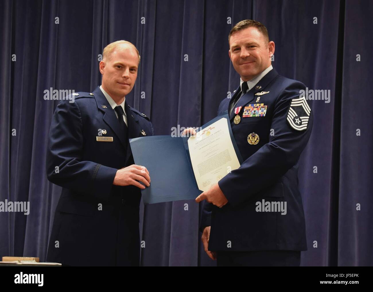 NEW CASTLE AIR NATIONAL GUARD BASE, Del. - Lt. Col. Robert Damon ...