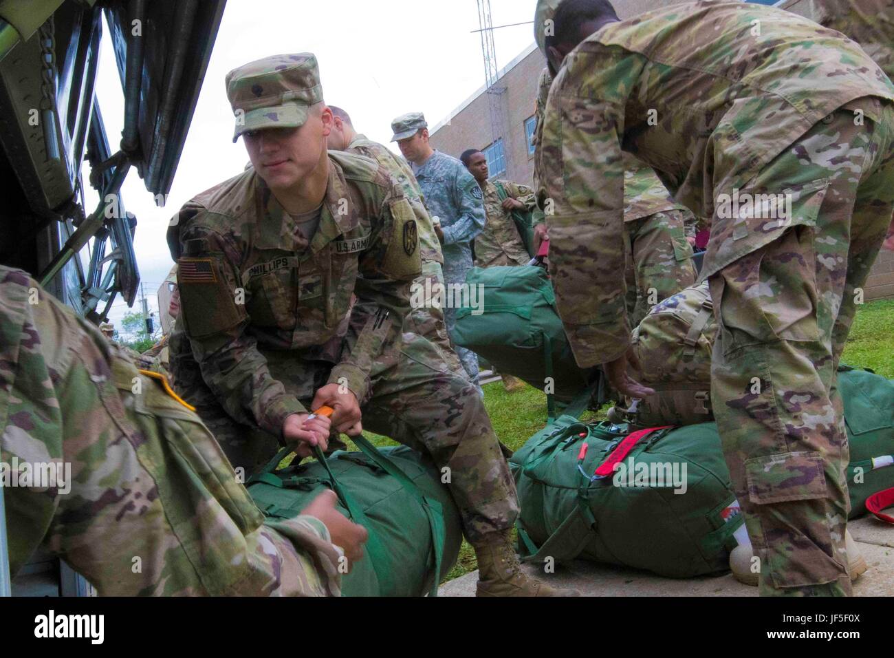 135th esc hi-res stock photography and images - Alamy