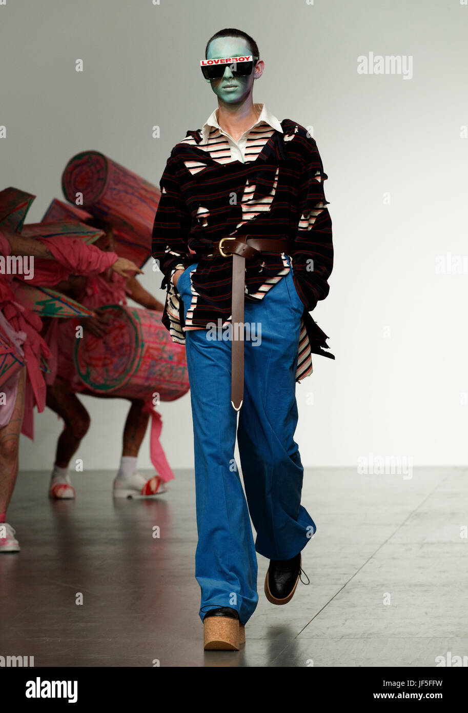 Jeffrey loverboy hi-res stock photography and images - Alamy