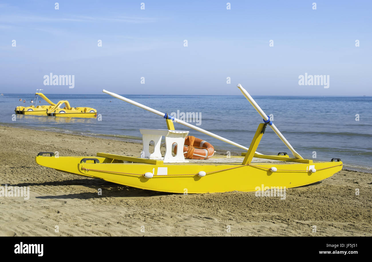 Lifeboat on the beach Stock Photo - Alamy