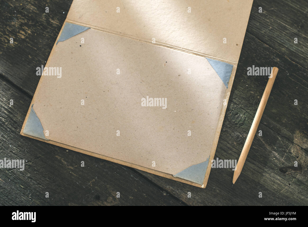 Vintage pencil and drawing paper Stock Photo - Alamy