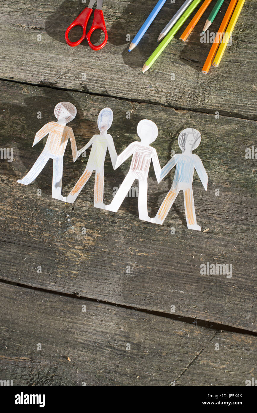Paper made people figures Stock Photo - Alamy