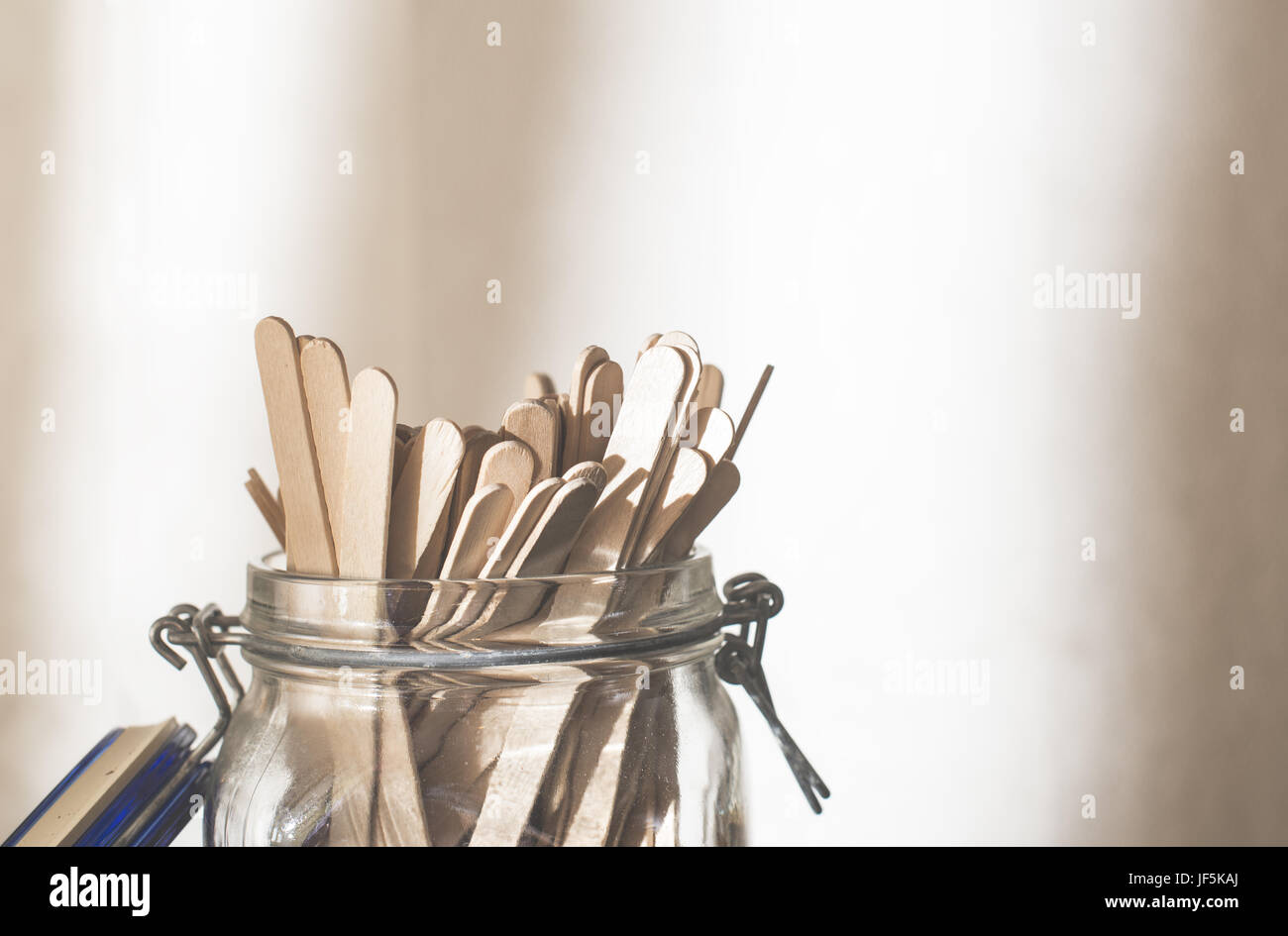Lollipop sticks hi-res stock photography and images - Alamy