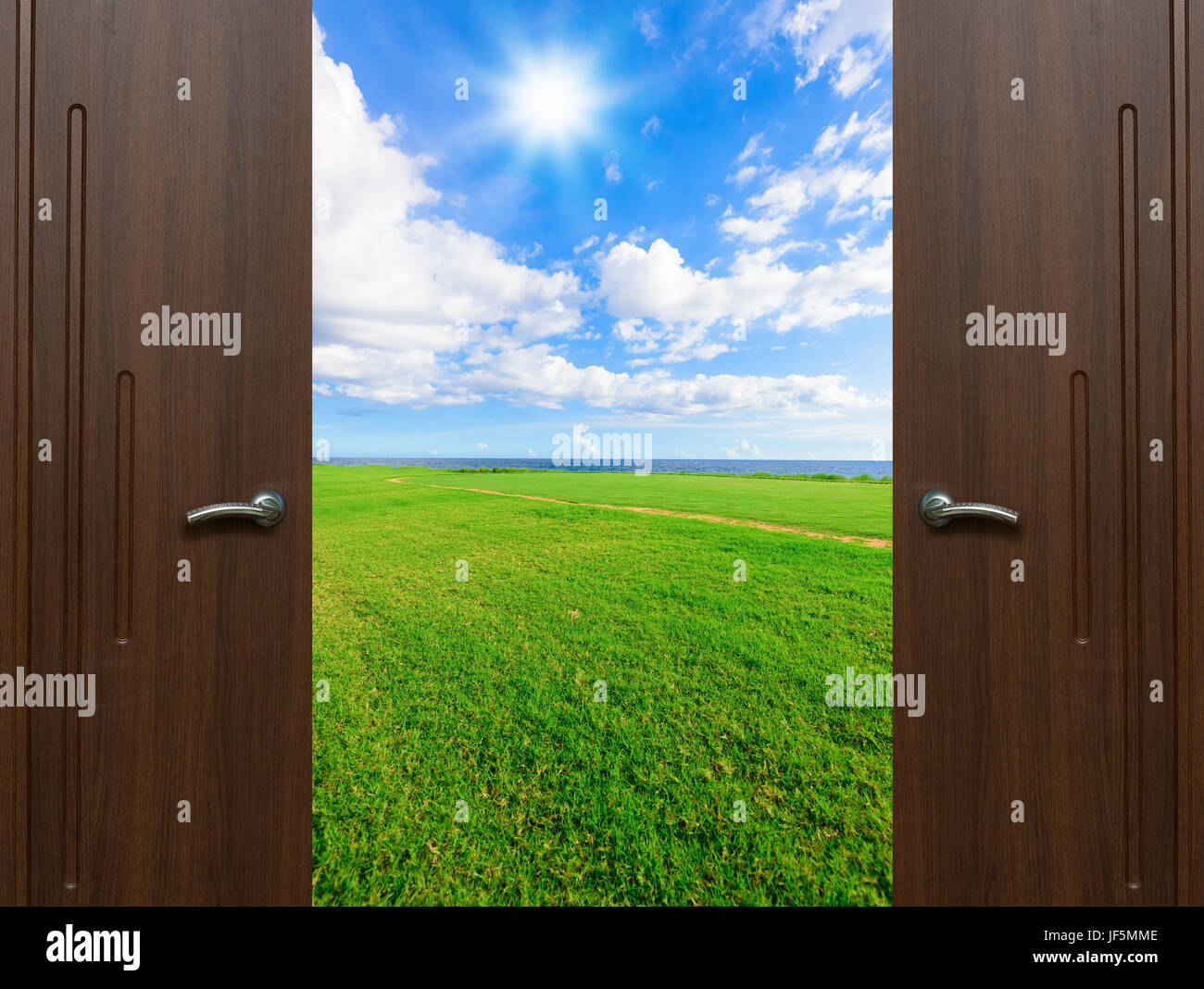 open door sun Stock Photo - Alamy
