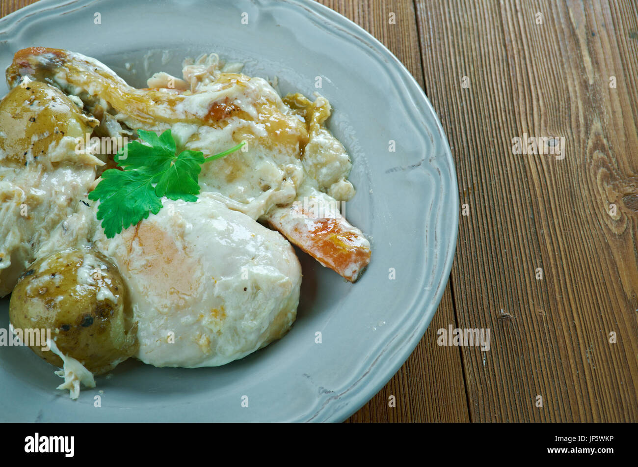 Rustic Chicken Slow Cooker Stew Stock Photo - Alamy