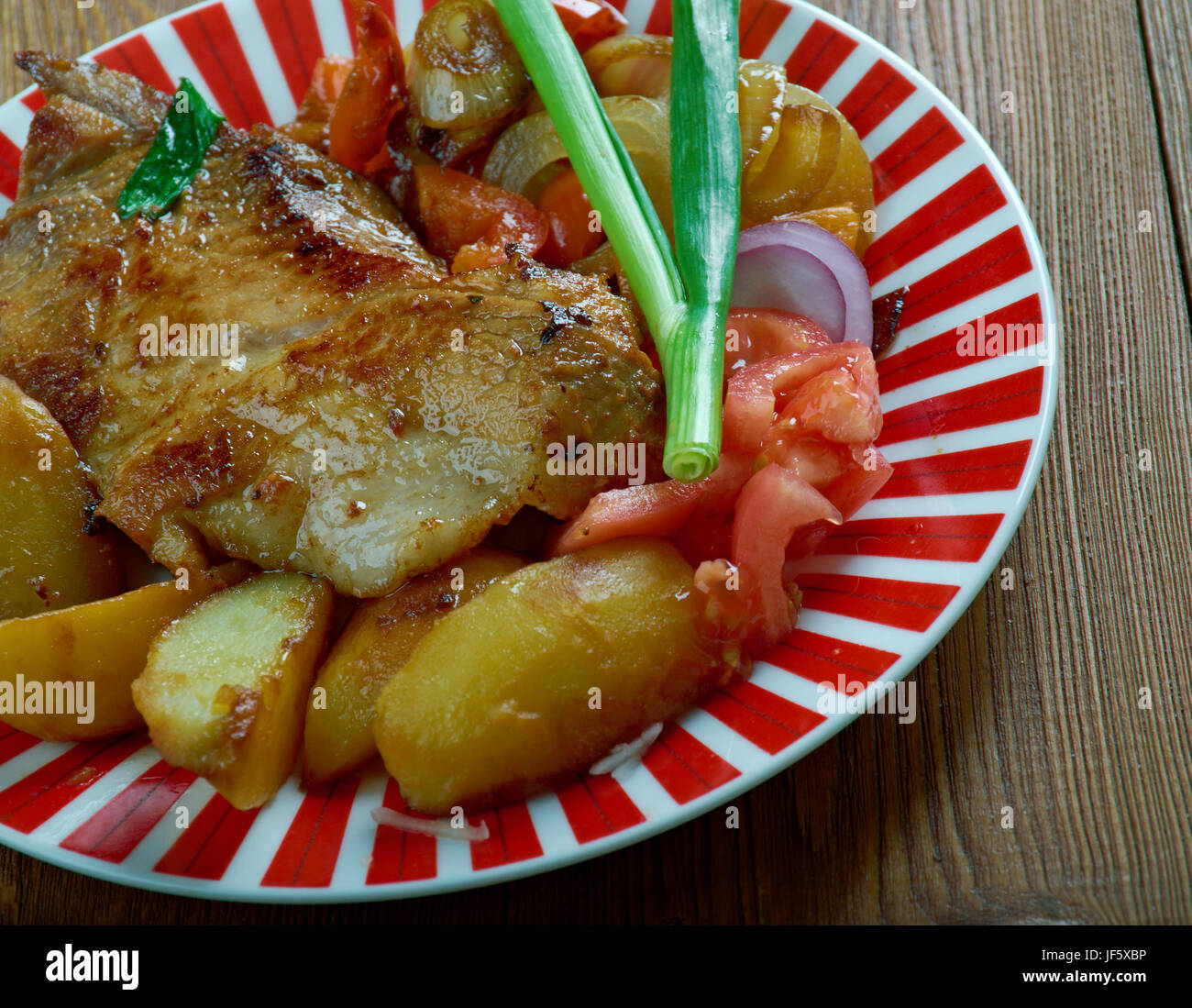 Onion steak chips hi-res stock photography and images - Alamy