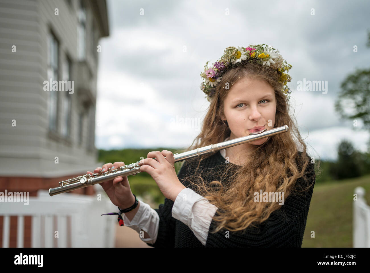 Transverse flute hi-res stock photography and images - Alamy