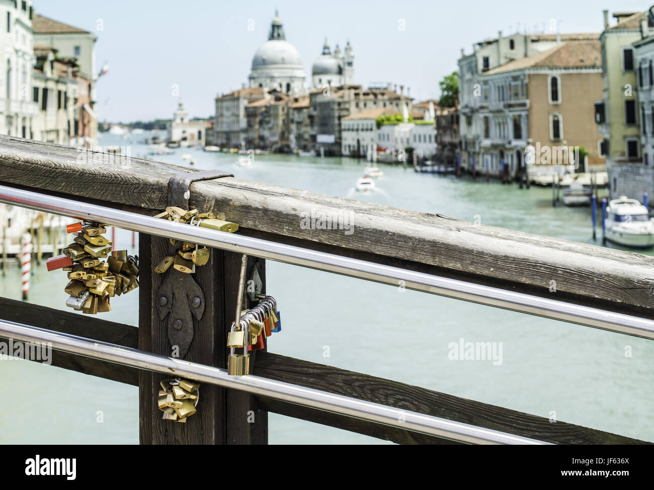 Venice italy love padlocks hi-res stock photography and images - Alamy