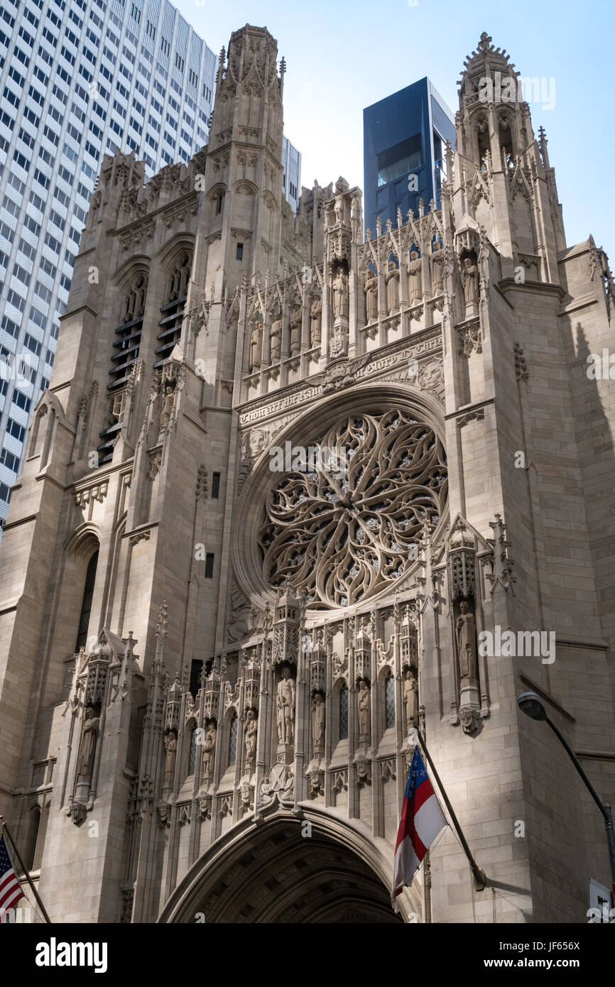 Saint Thomas Church on Fifth Avenue, NYC, USA Stock Photo - Alamy