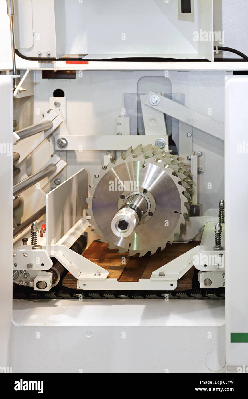 Rotating saw hi-res stock photography and images - Alamy