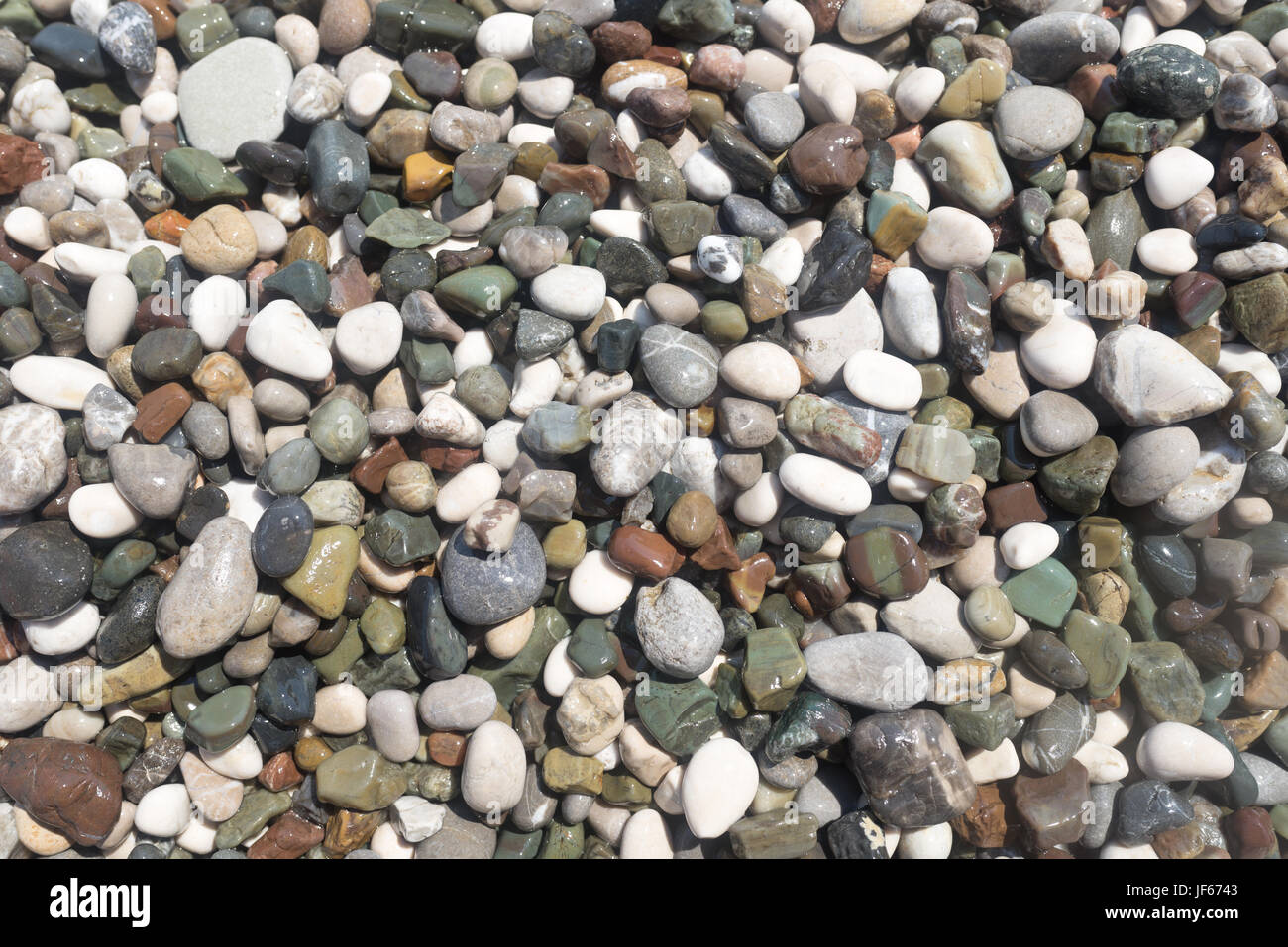 Pile of pebbles hi-res stock photography and images - Alamy