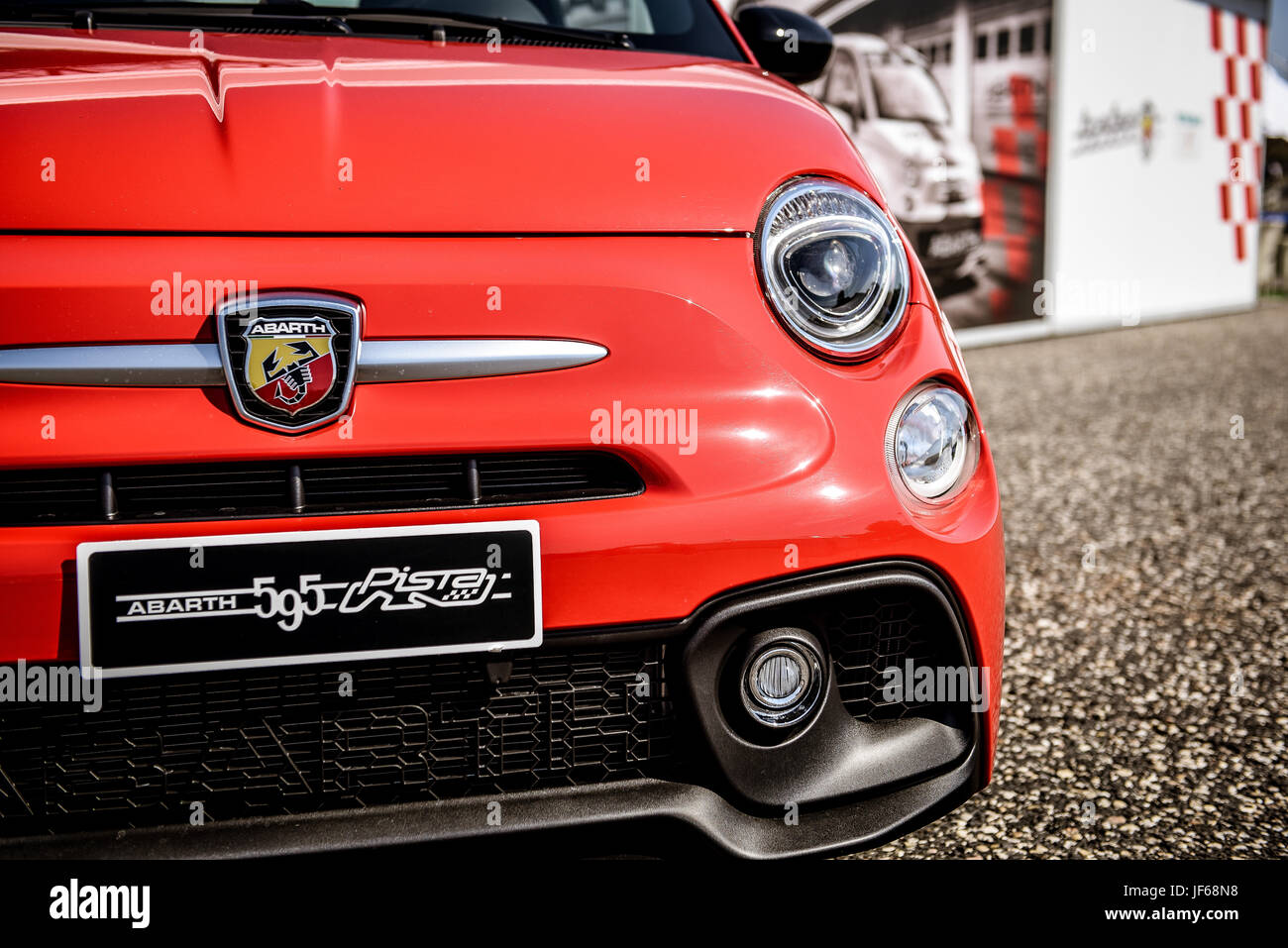 Abarth 595 hi-res stock photography and images - Alamy