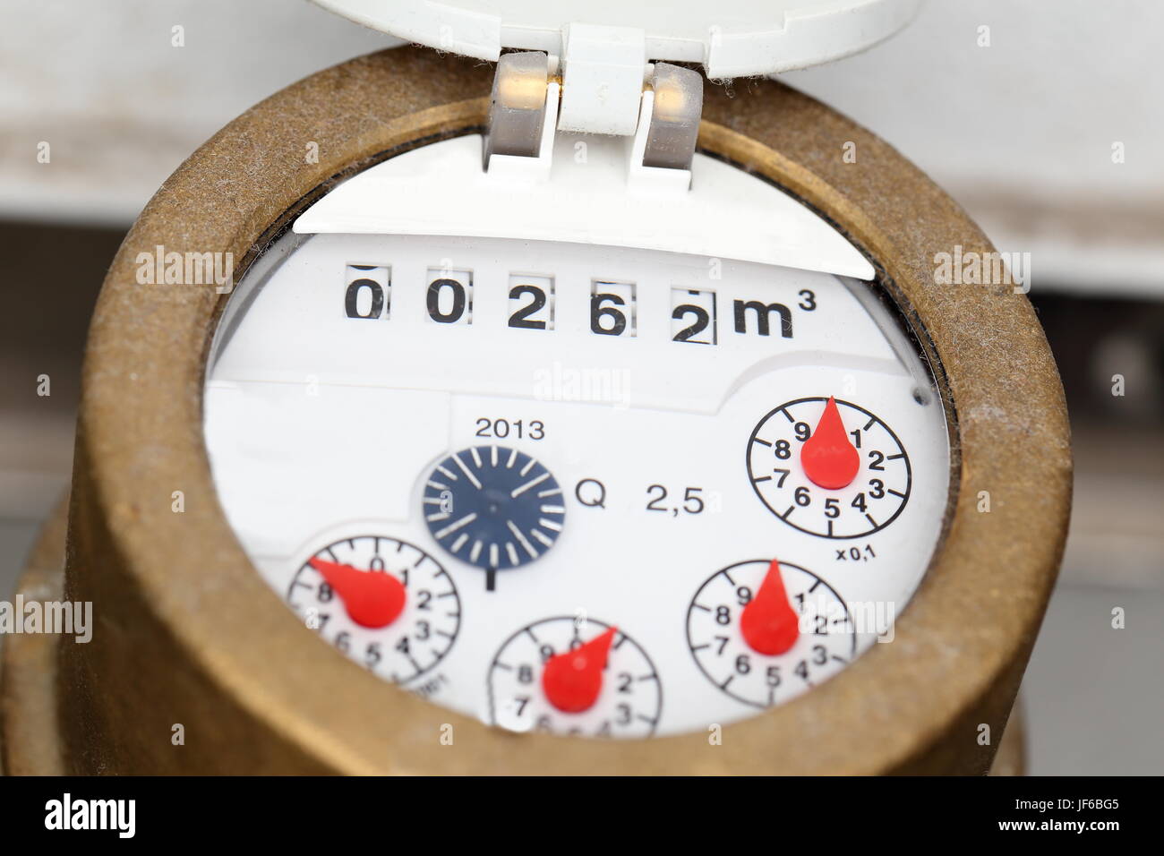 Old water meter hi-res stock photography and images - Alamy