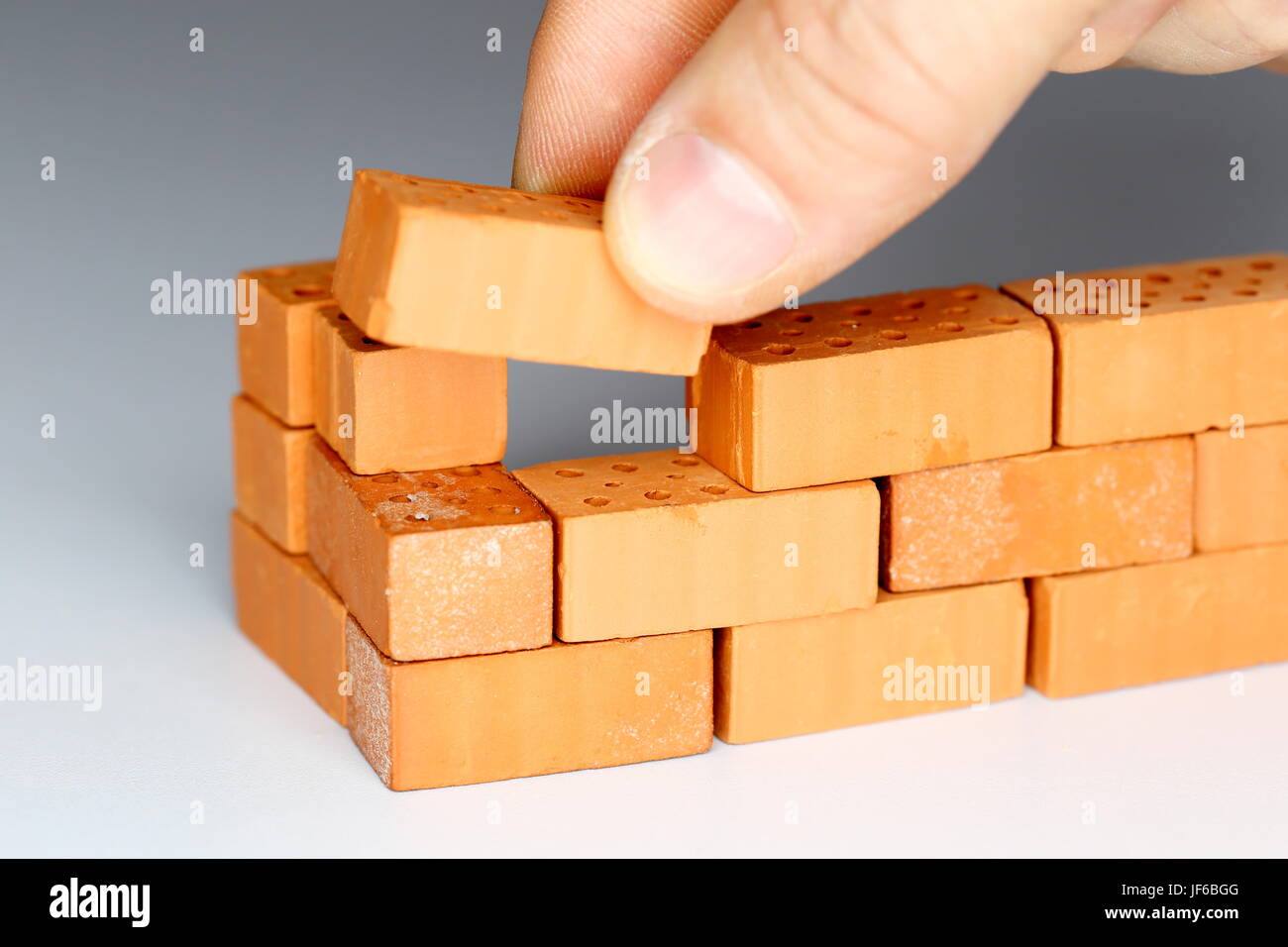 Setting bricks hi-res stock photography and images - Alamy