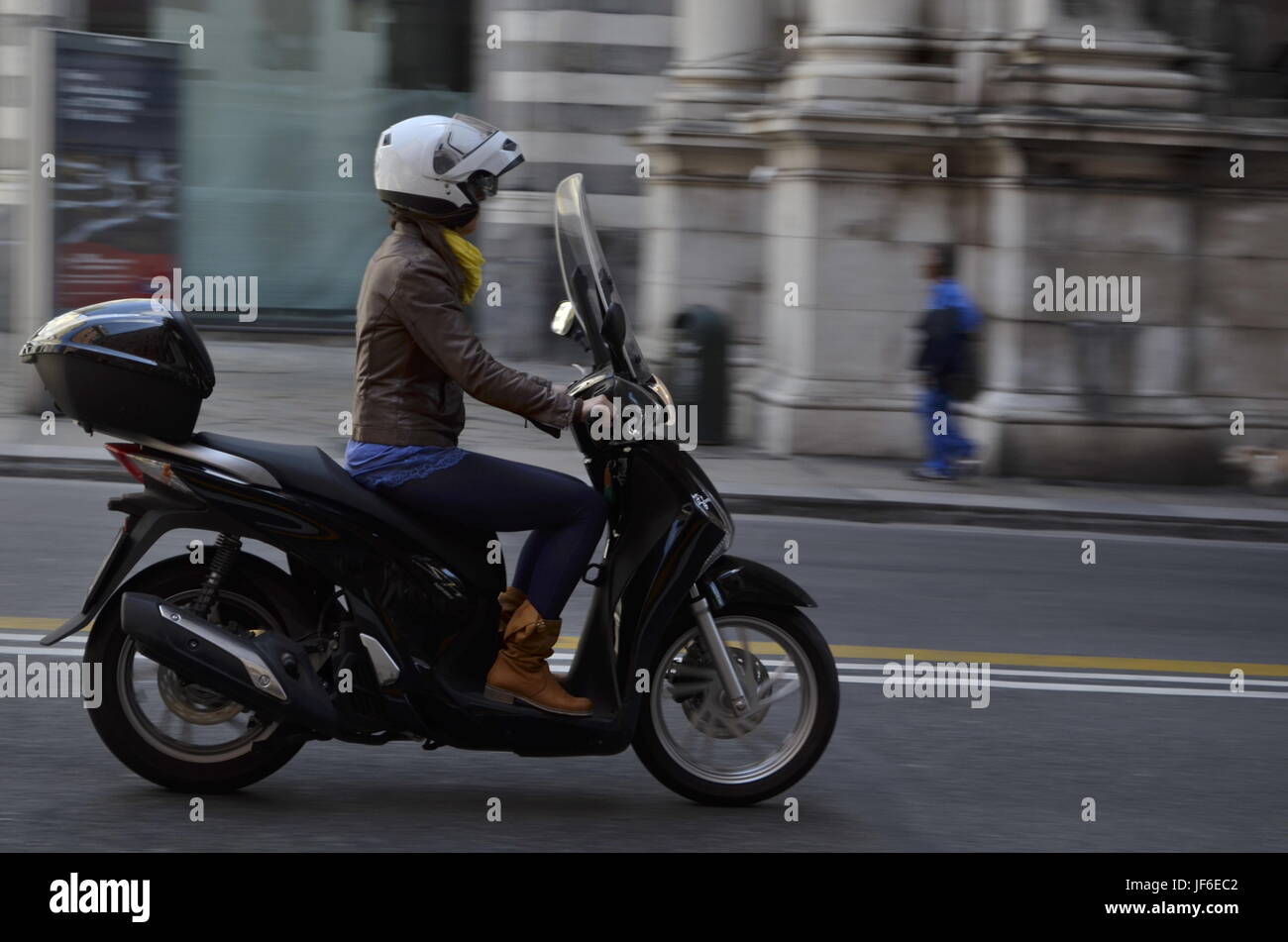Dynamic urban atmosphere hi-res stock photography and images - Alamy