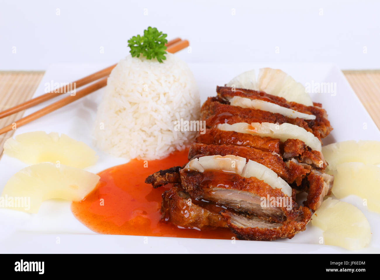 Chinese sweet and sour duck hi-res stock photography and images - Alamy