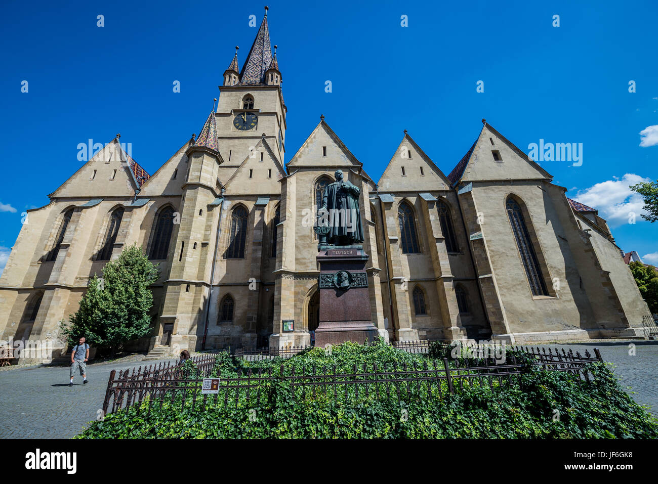 Albert Huet Square with statue of Bishop Georg Daniel Teutsch and ...
