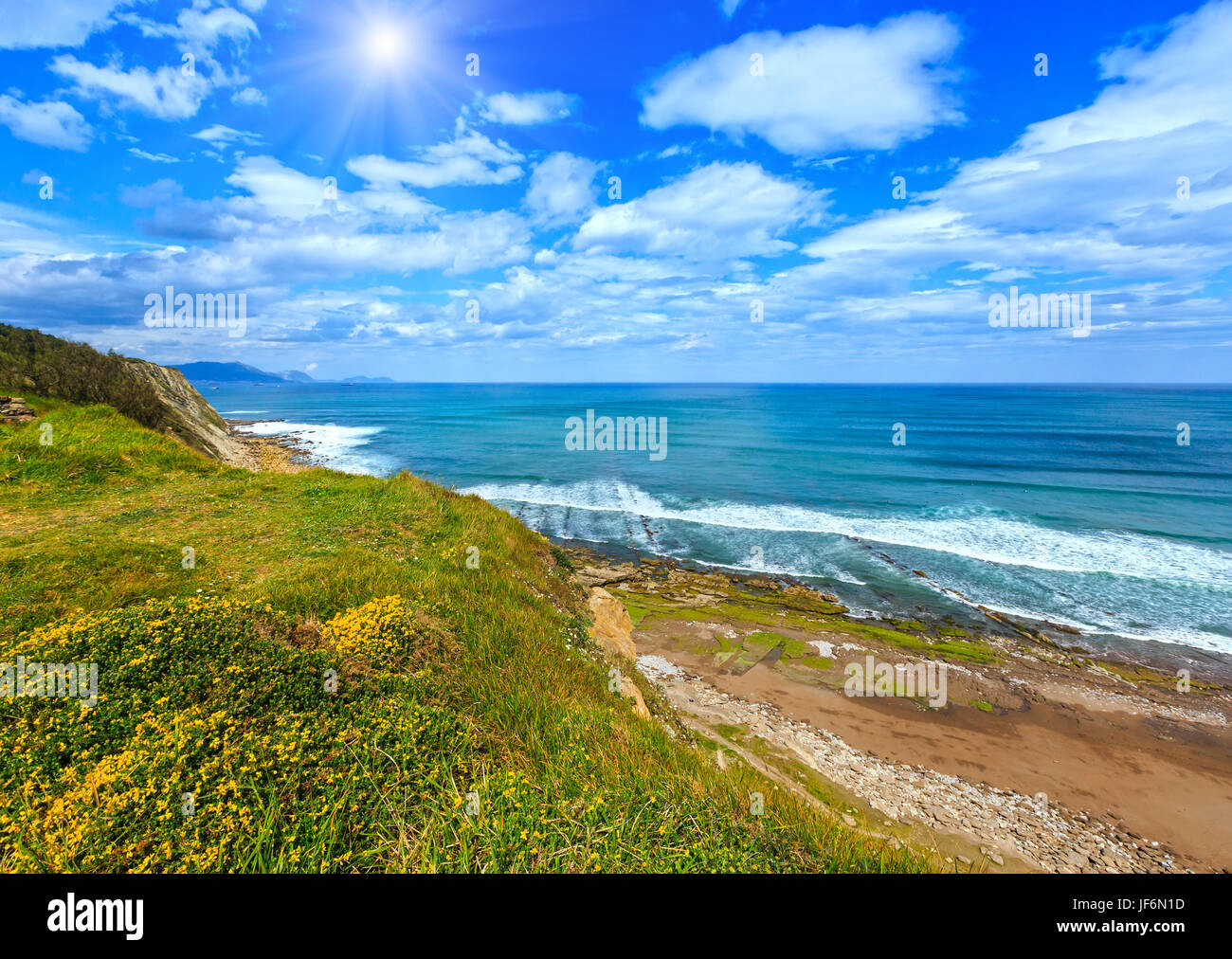 Sunshiny Atlantic beach view Stock Photo - Alamy