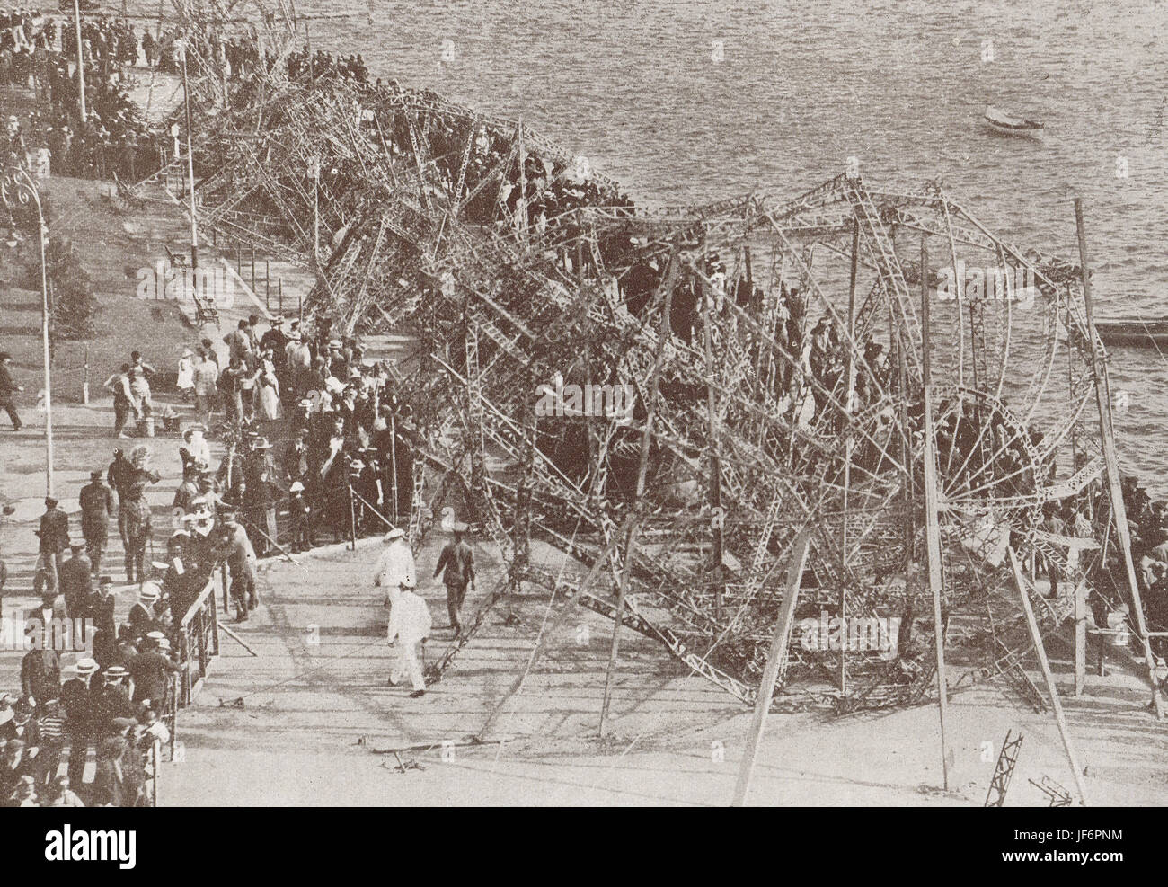 Lz 1 hi-res stock photography and images - Alamy