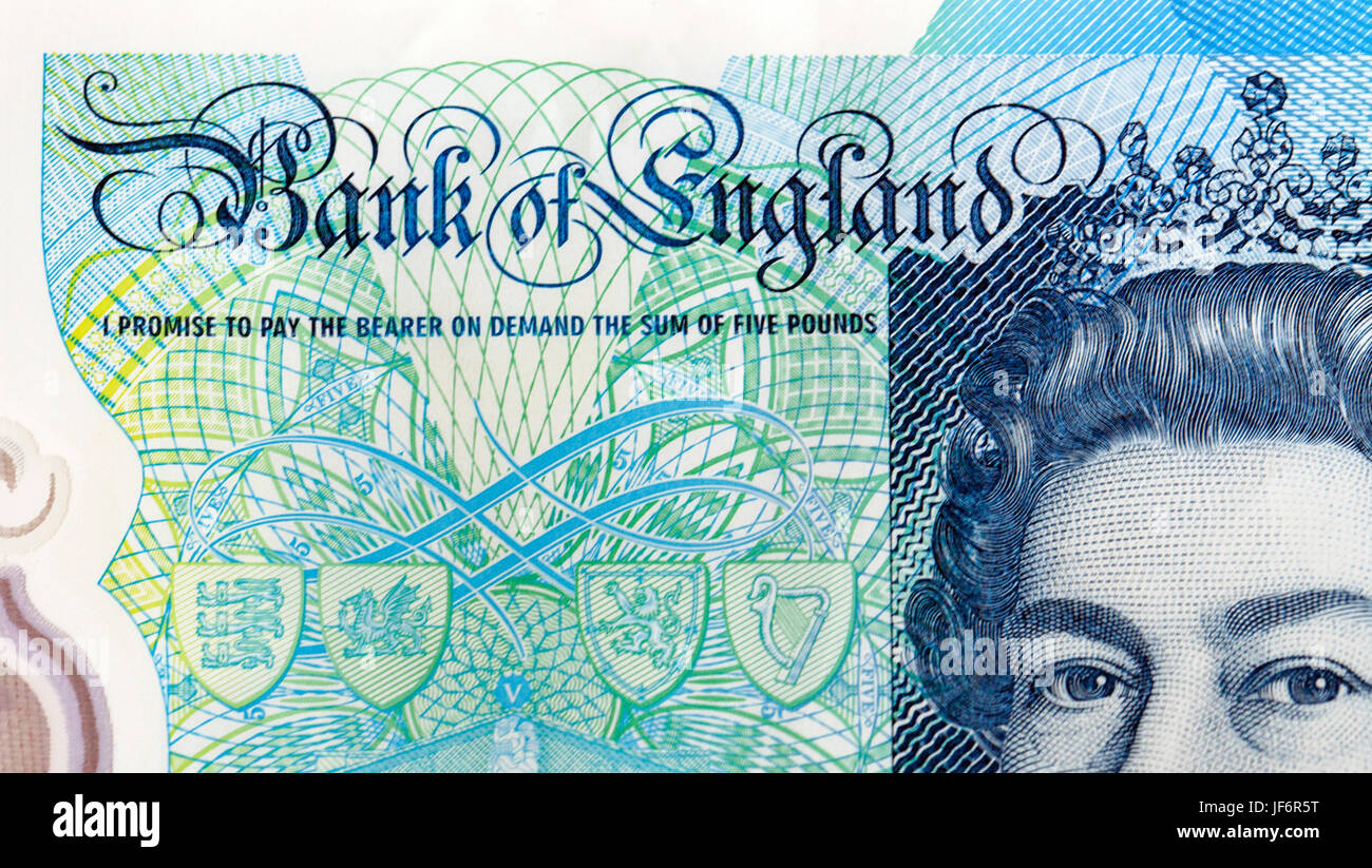 New Polymer Five Pound Note - 2017 Stock Photo - Alamy