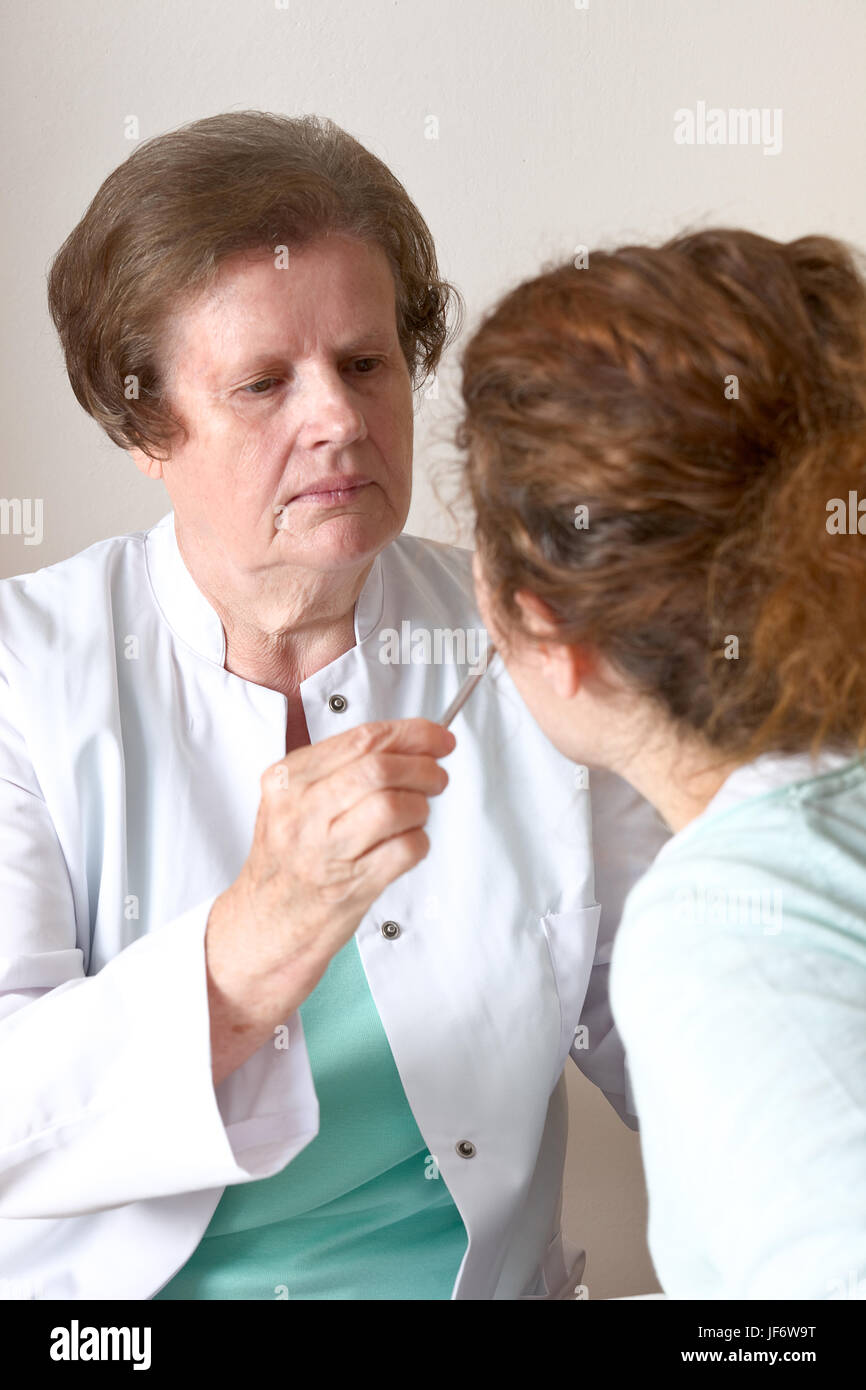 Dentist working office hi-res stock photography and images - Alamy