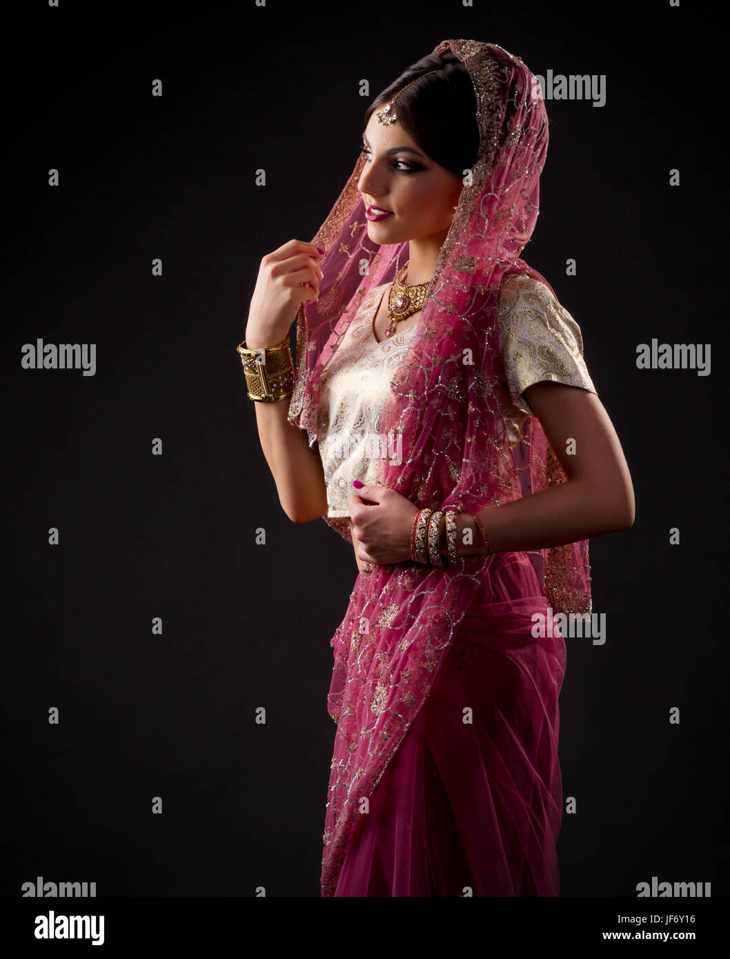 Black indian hi-res stock photography and images - Alamy