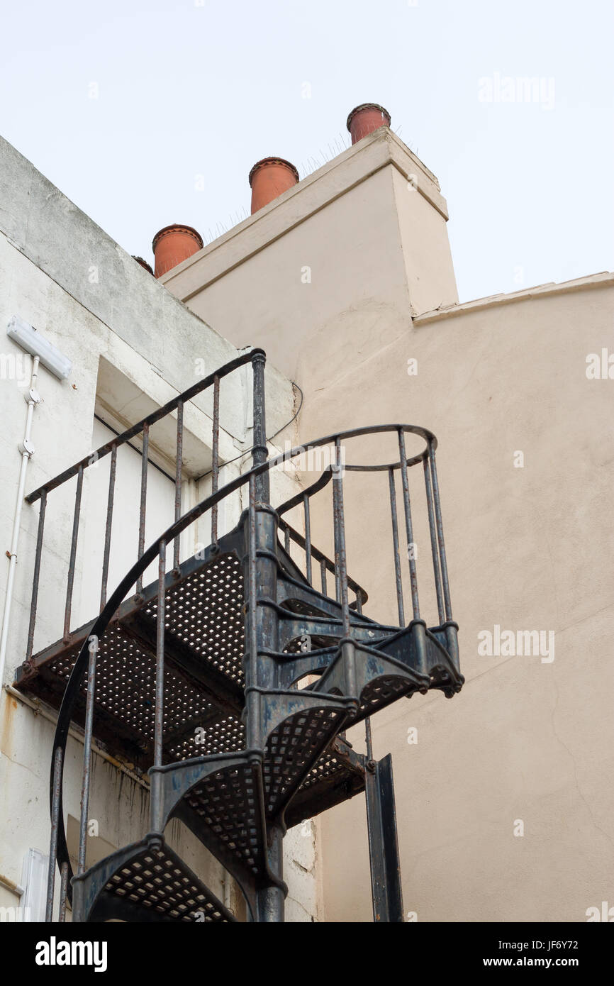 External fire escape staircase hi-res stock photography and images - Alamy