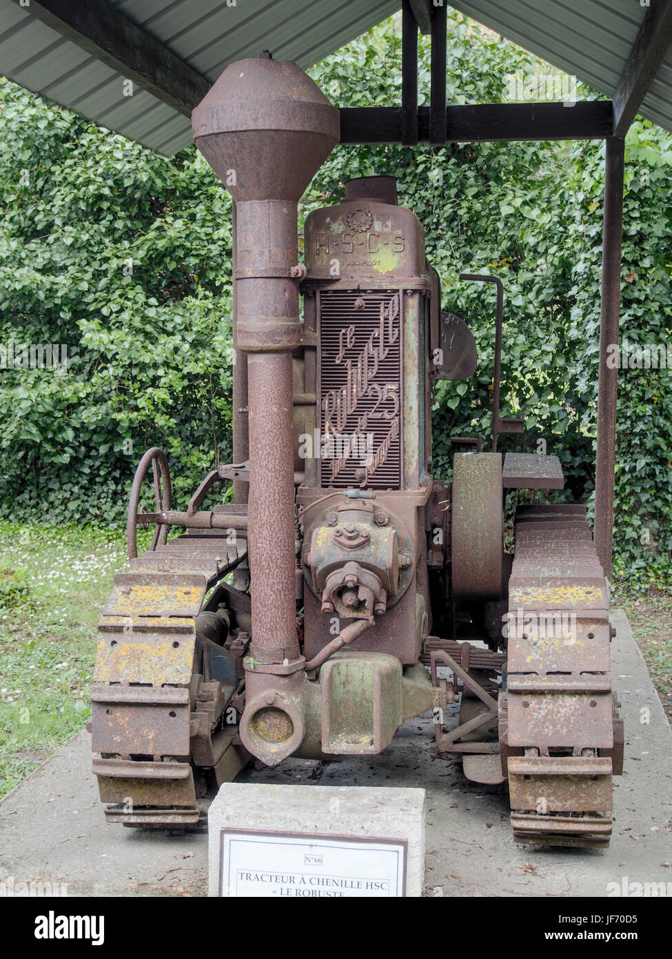 1930s caterpillar tractor hi-res stock photography and images - Alamy