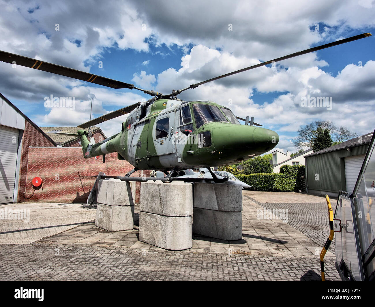 British army helicopter in hi-res stock photography and images - Alamy