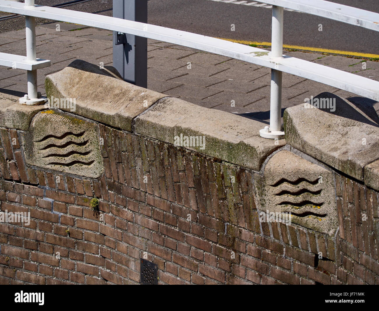 Golven hi-res stock photography and images - Alamy