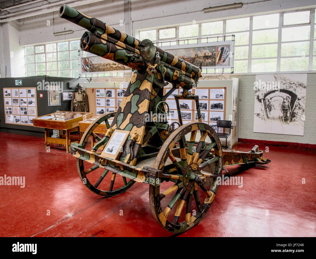 Russian AA 76.2cm Model 1902-1907, Gunfire museum Brasschaat pic1 Stock ...