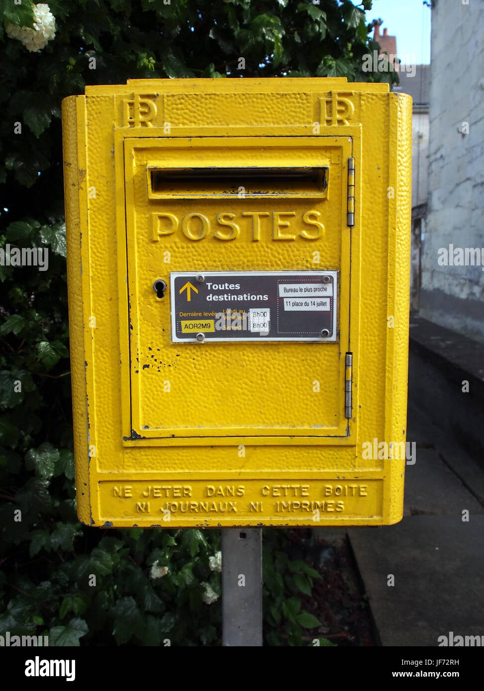 Rural france letter box hi-res stock photography and images - Alamy